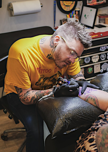 Brantley Moore - GreenLion Artists | Custom Tattoo Machines, Jewelers ...